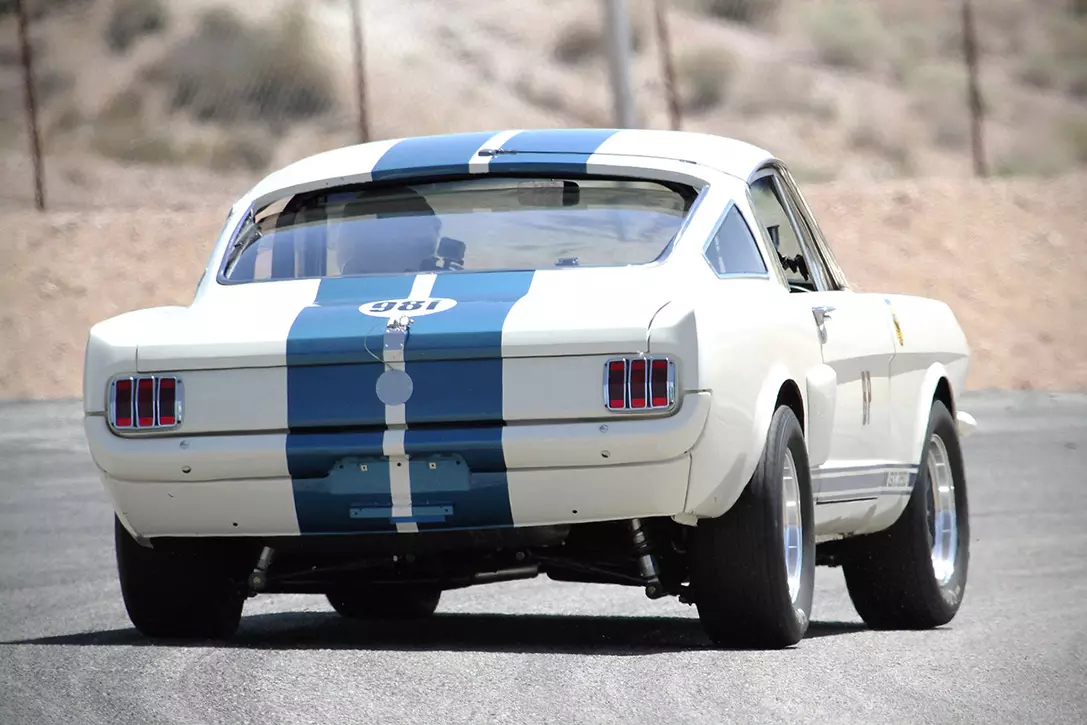 1965 Ford Shelby GT350R OVC tərəfindən 15174_2