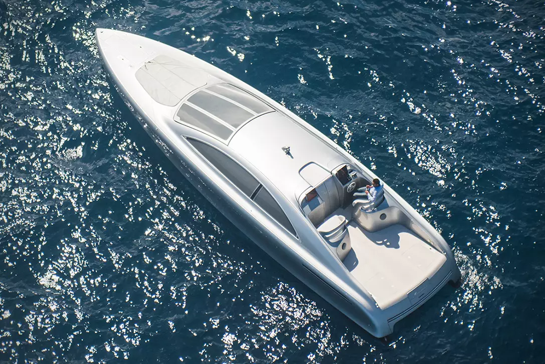 Mercedes-Benz Arrow460-Granturismo Yacht 1