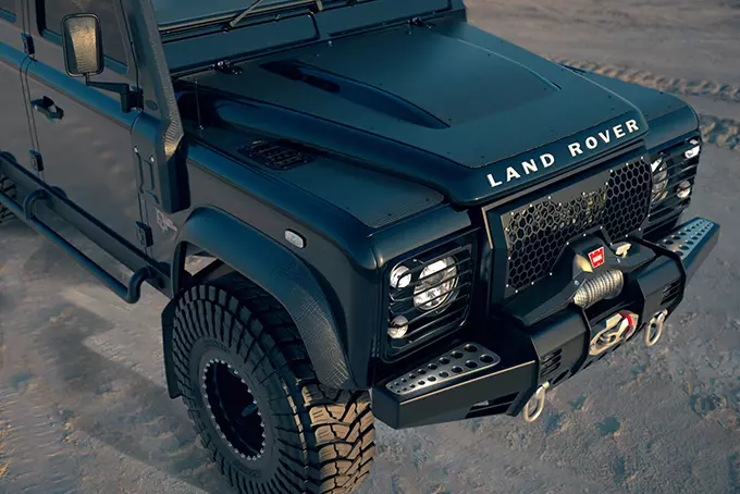 Classic Overland မှ Land Rover Defender 6x6 'Project Black Mamba' 15362_3