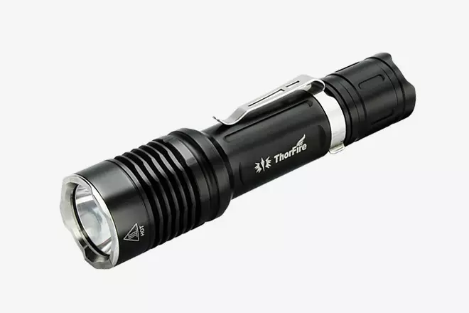 Isusu Idunadura: 12 Ti o dara ju EDC flashlights Labẹ $50 15391_2