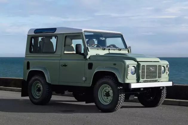 Land Rover Defender Heritage Limited Edition 3