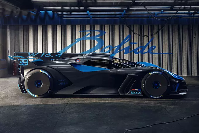 Bugatti Bolide 2021 година 15474_2