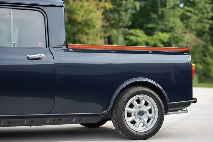 Dražbeni blok: mini pickup Austin iz leta 1972 15483_2