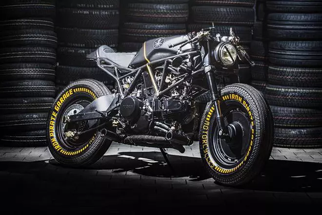 Ducati 750 SS Kraken az Iron Pirate Garage 1-től