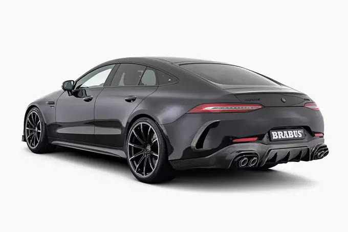 መርሴዲስ-AMG GT 63 S 4MATIC + በ Brabus 15549_2