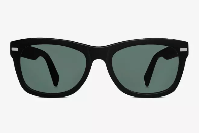 Slick Shades: 15 Best Wayfarer Sunglasses For Men 15586_1