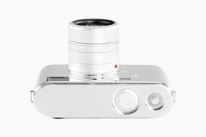 Джоні Айв і Марк Ньюсан Прататып камеры Leica 15921_1