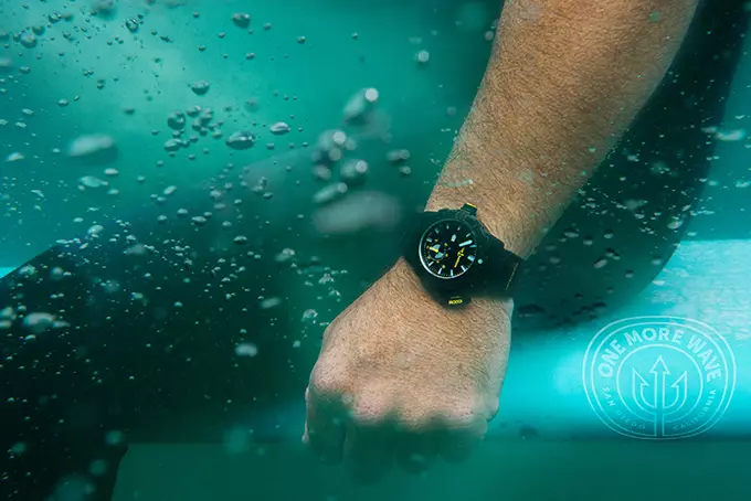 Ulysse Nardin Diver Deep Dive Watch 16032_3