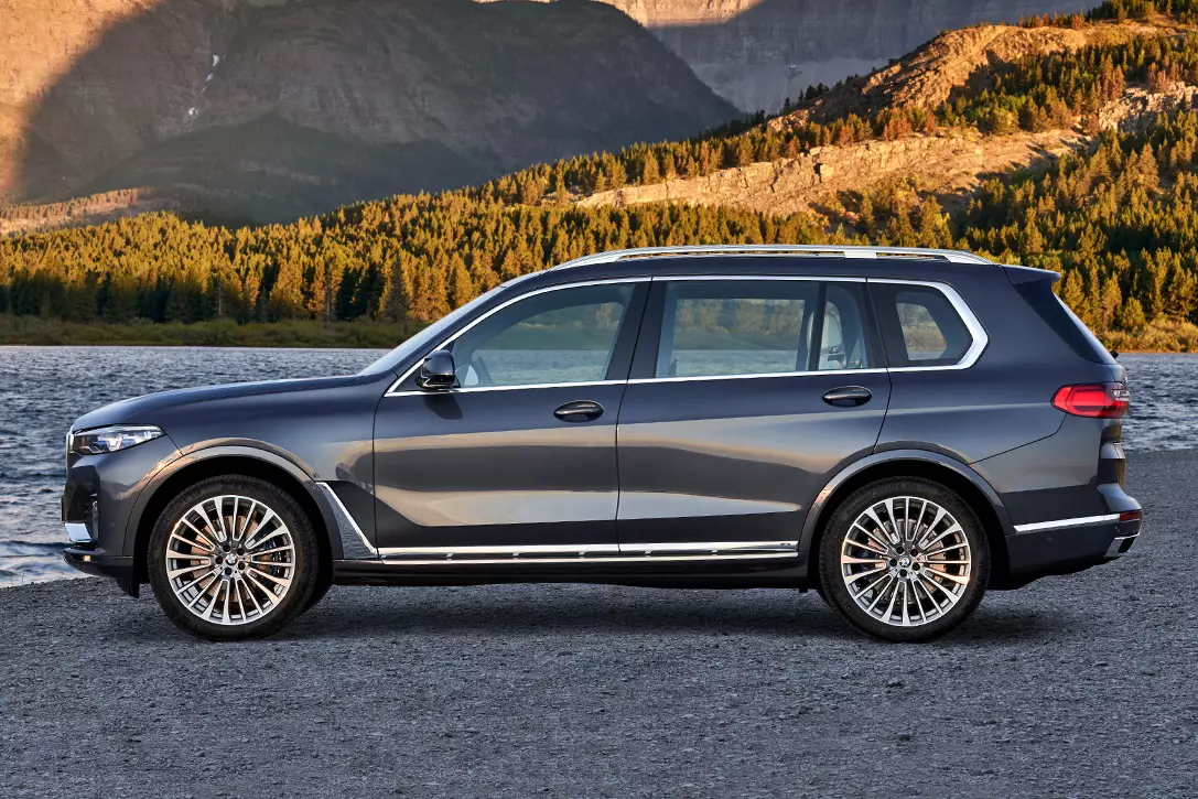 2019 BMW X7 SUV 16138_1