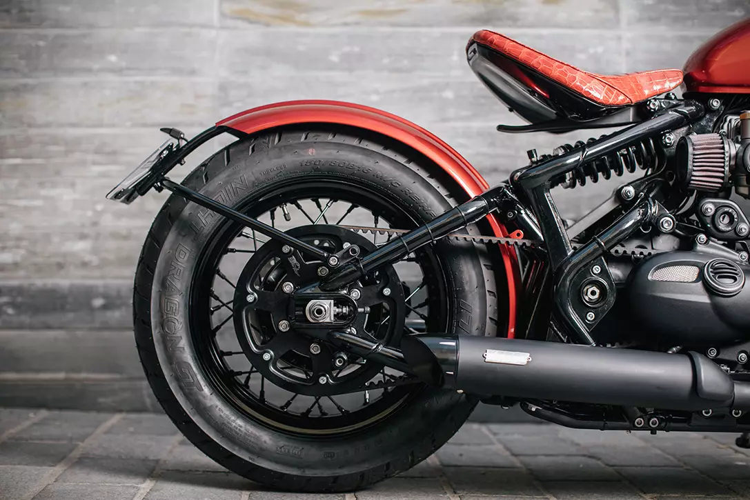 2017 Triumph Bonneville Bobber von Modifikationsmotorrädern 16171_6