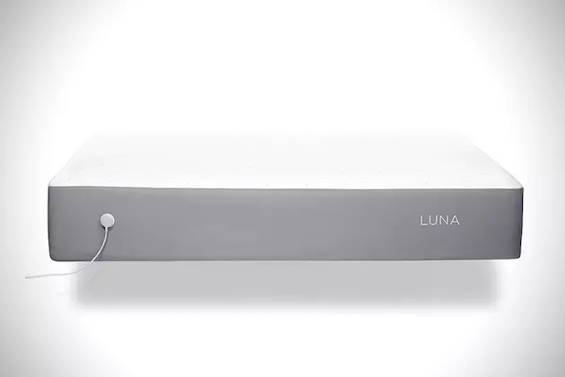 Luna Smart Mattress Cover 1