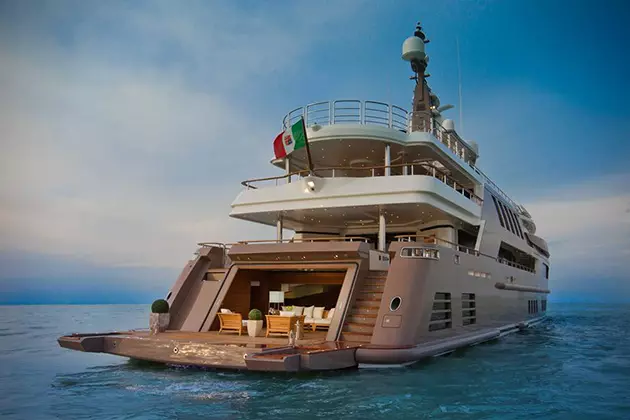 CRN 3 tərəfindən J'ade Superyacht