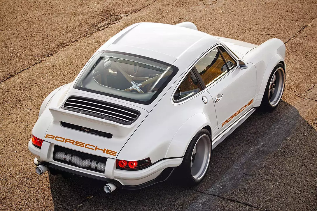 Porsche 911 DLS di Singer e Williams Engineering 16475_5