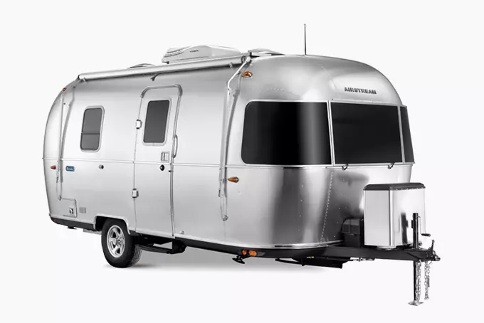 2020 Airstream Bambi And Caravel Trailers 16642_1