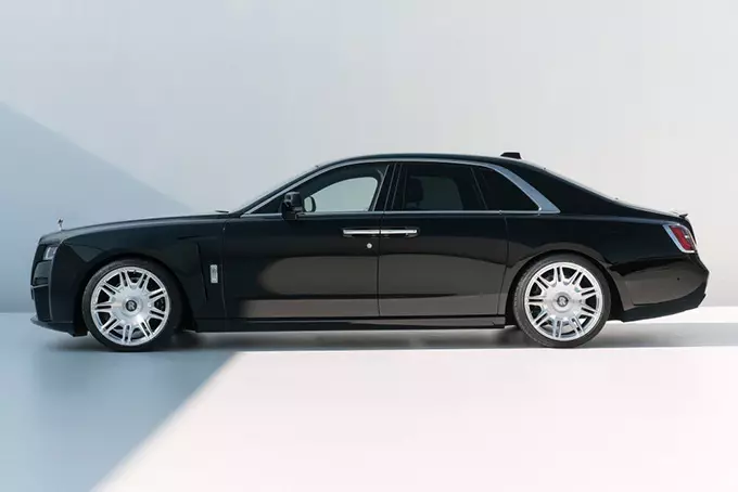 Rolls-Royce Ghost II SPOFEC-ის მიერ 16741_1