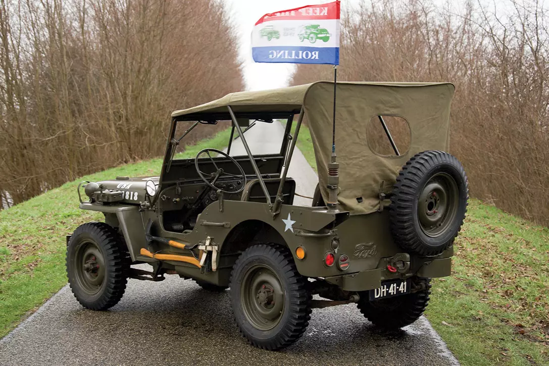 Blok Lelang: Kendaraan Militer Ford GPW 1942 16881_2