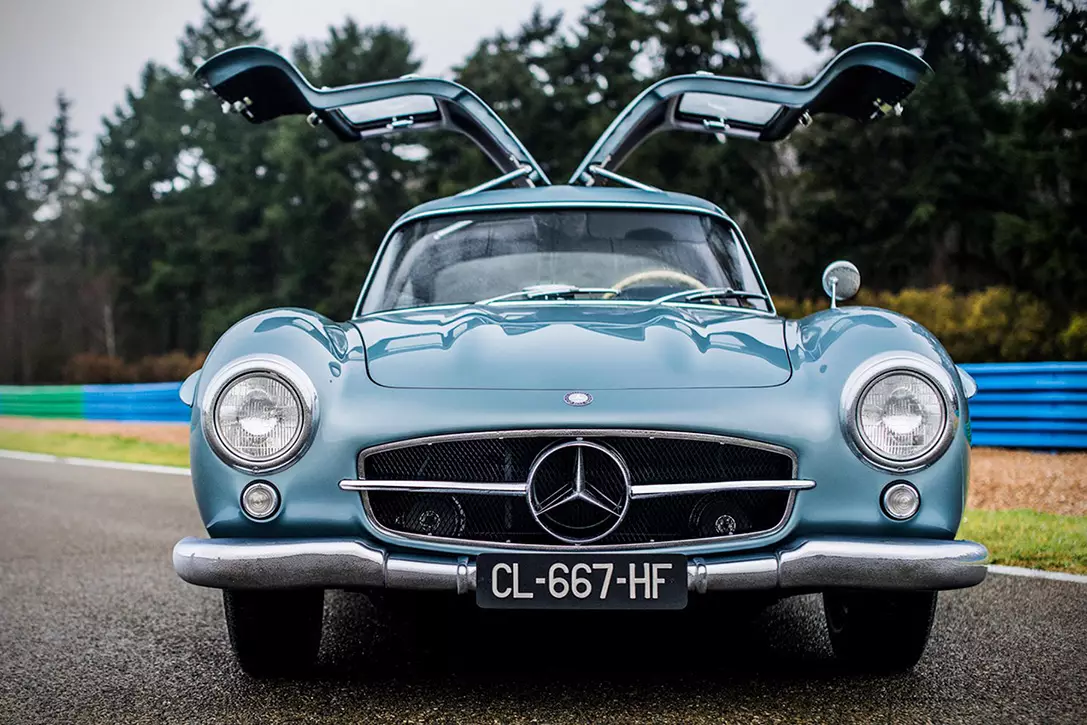 Пол Ньюмандын 1954-жылы чыккан Mercedes-Benz 300 SL Gullwing үлгүсүндөгү унаасы 16882_1