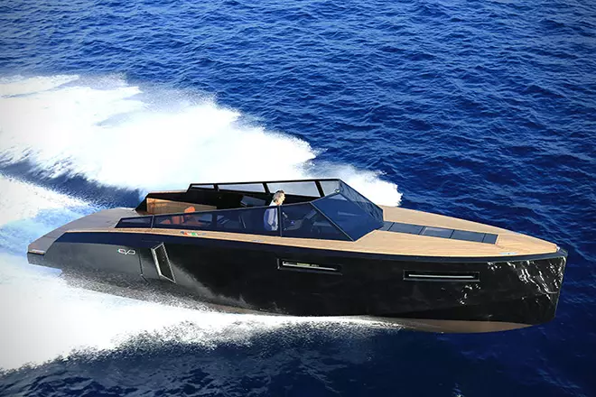 Barcă cu motor Evo 43 de la Evo Yachts 3