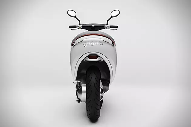 Gogoro Electric Smart Scooter 4