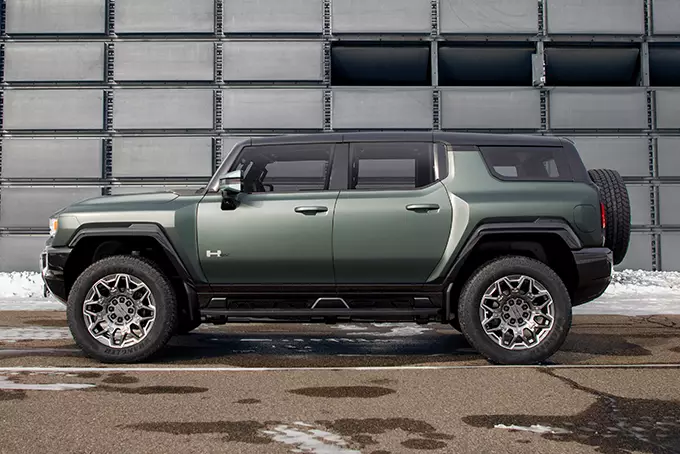 2024 GMC HUMMER EV SUV 17775_1