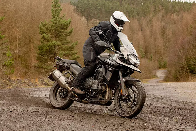 2020 Triumph Tiger 1200 Alpine & Desert басылымдары 17776_6