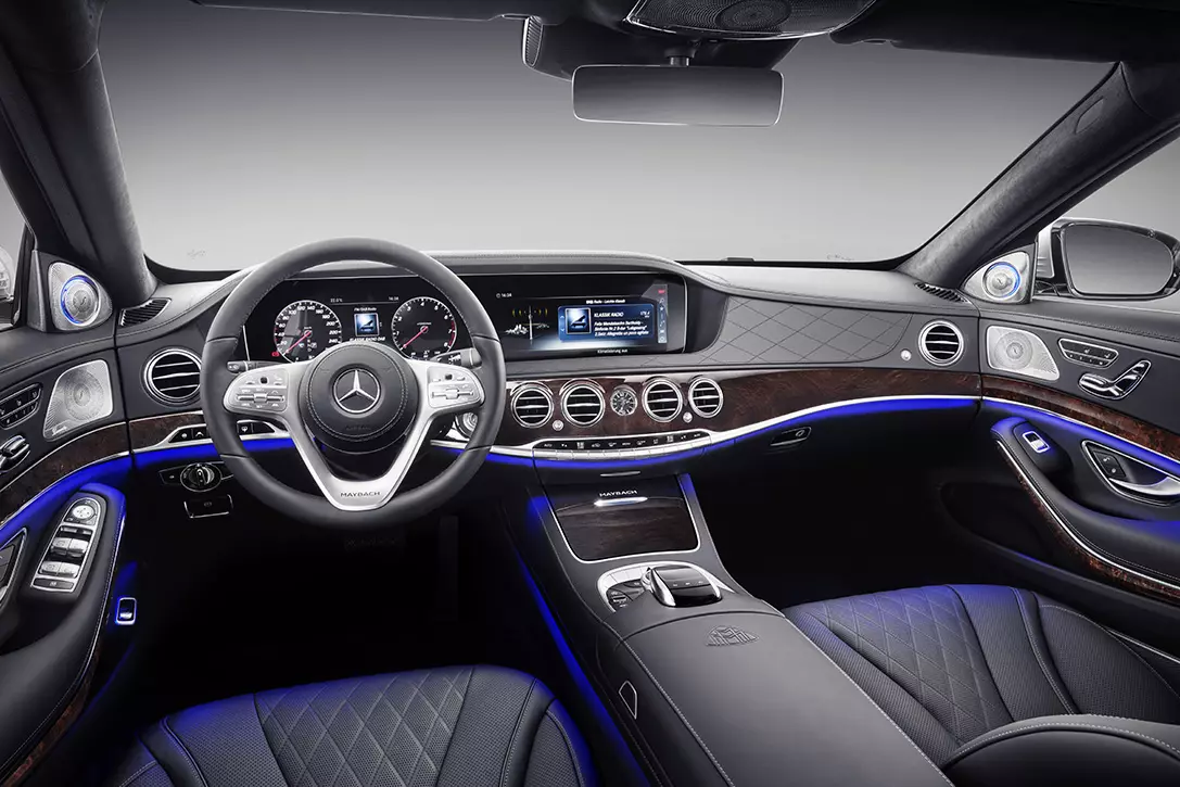 2019 Mercedes-Maybach S-Class 17954_3