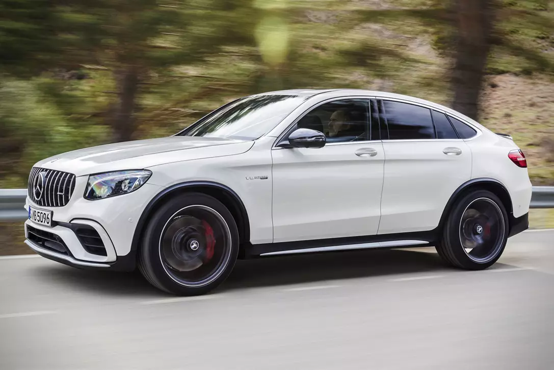 2018 yil Mercedes-AMG GLC63 17980_1