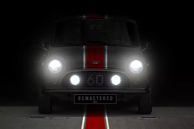 ឆ្នាំ 2021 David Brown Automotive Mini Remastered Oselli Edition 18251_1