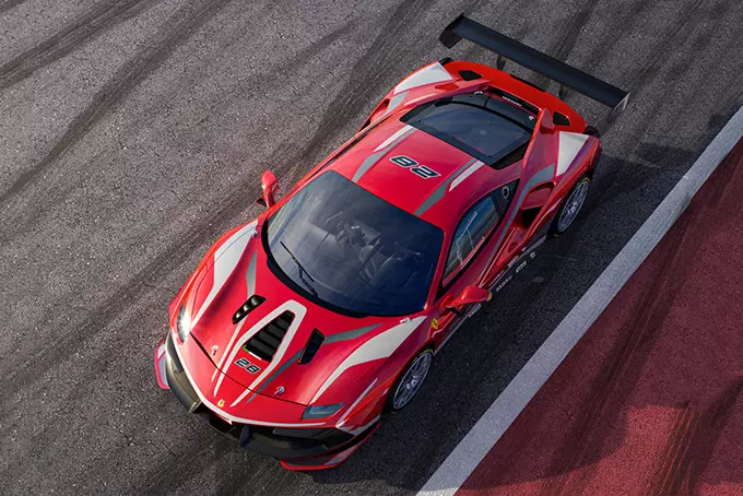 Ferrari 488 Challenge Evo Race Car 18434_4