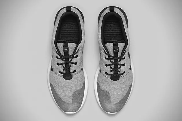 Nike Roshe Run Tech Fleece 3