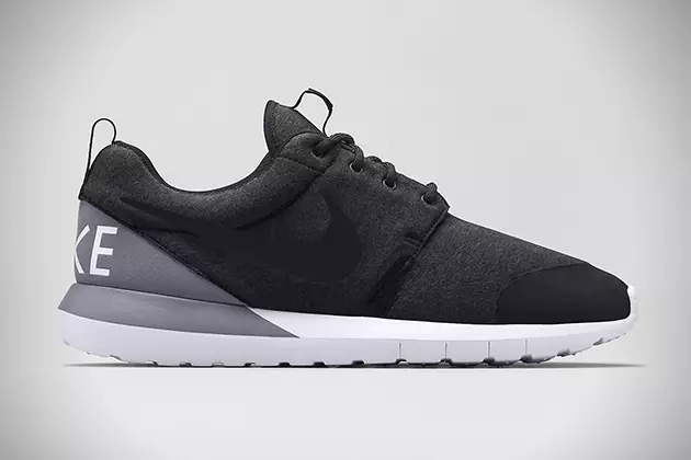 Nike Roshe Run Tech Fleece 6