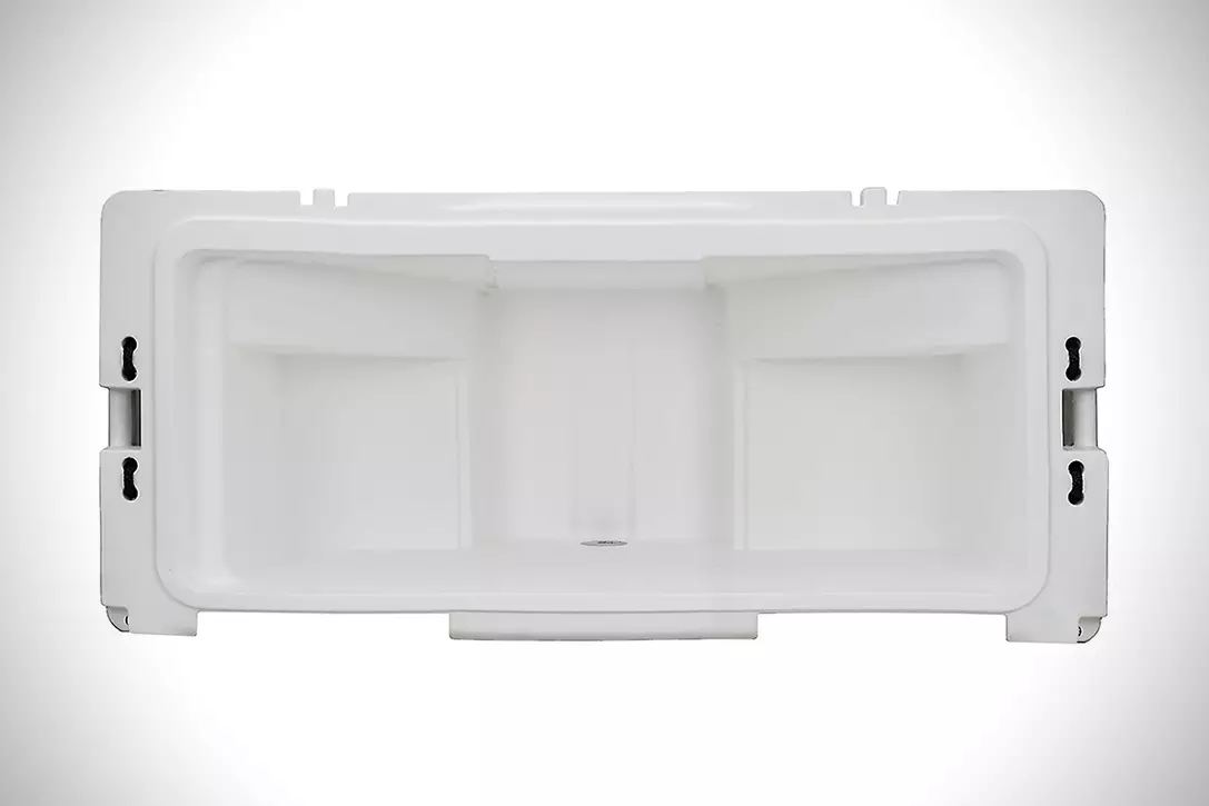 Alpine ICE Am Cooler Entertainment System 01