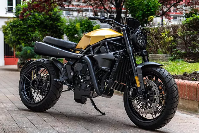 MV Agusta LARA 800 UNTLD යතුරුපැදිය VIBA විසිනි 18692_1