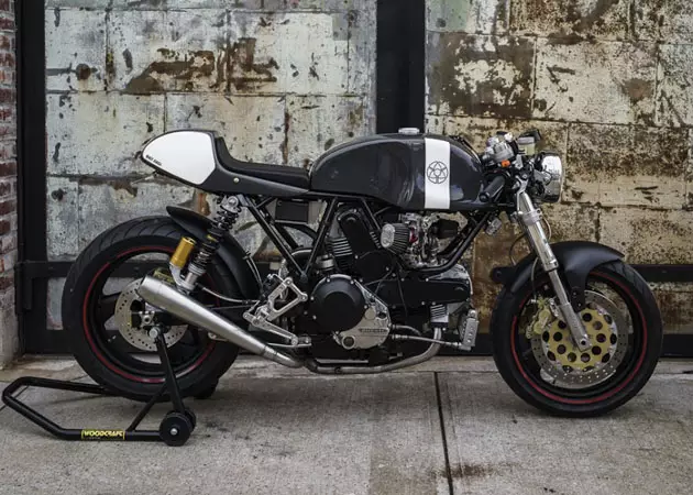 Limitéiert Editioun Leggero Serie Ducati Motorrieder vum Walt Siegl