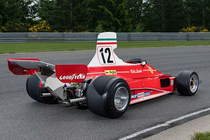 Guhagarika cyamunara: Imodoka yo gusiganwa Ferrari 312T ya Niki Lauda 1975 18979_2