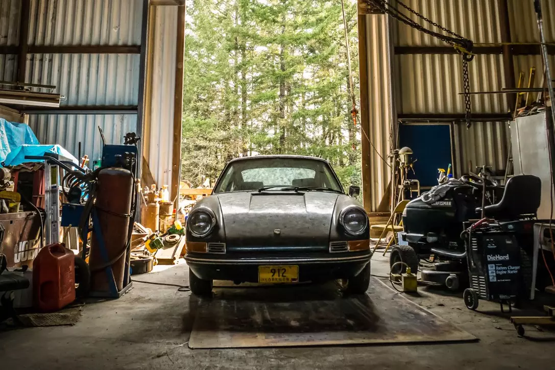 Ҷустуҷӯи анбор: барқароршудаи соли 1969 Porsche 912 18989_1