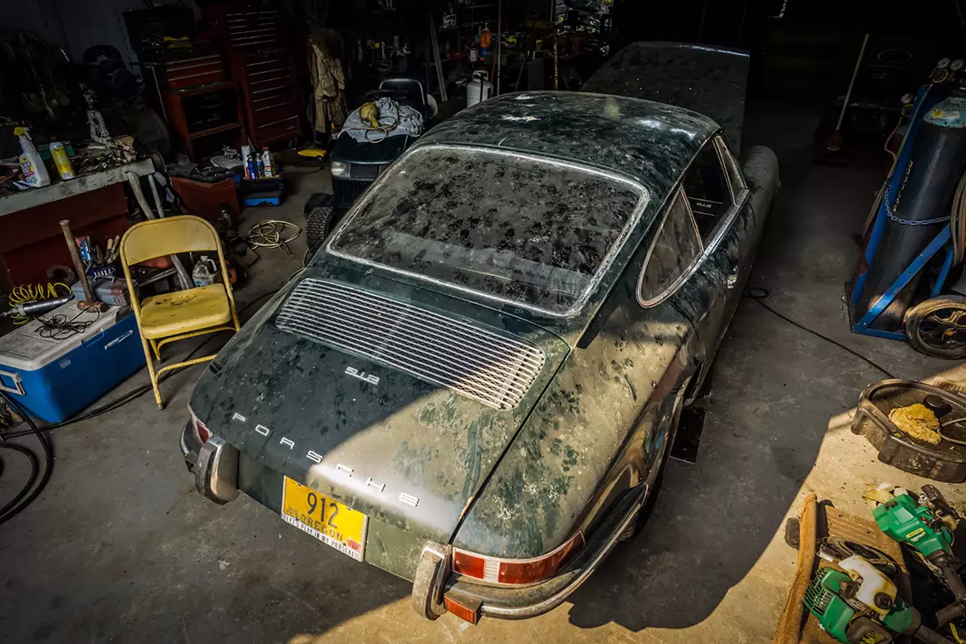 Barn Find: 1969ko Porsche 912 zaharberritua 18989_2