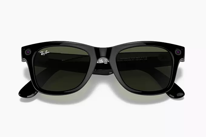 Facebook x Ray-Ban Stories Smart Glasses 19142_1