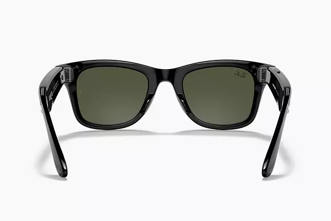 Facebook x Ray-Ban Stories Smart Glasses 19142_3