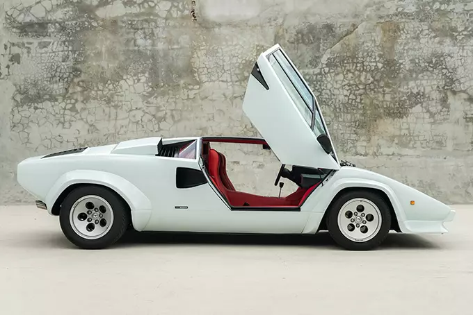 Auktionsblok: 1985 Lamborghini Countach QV 'Downdraft' 19235_2