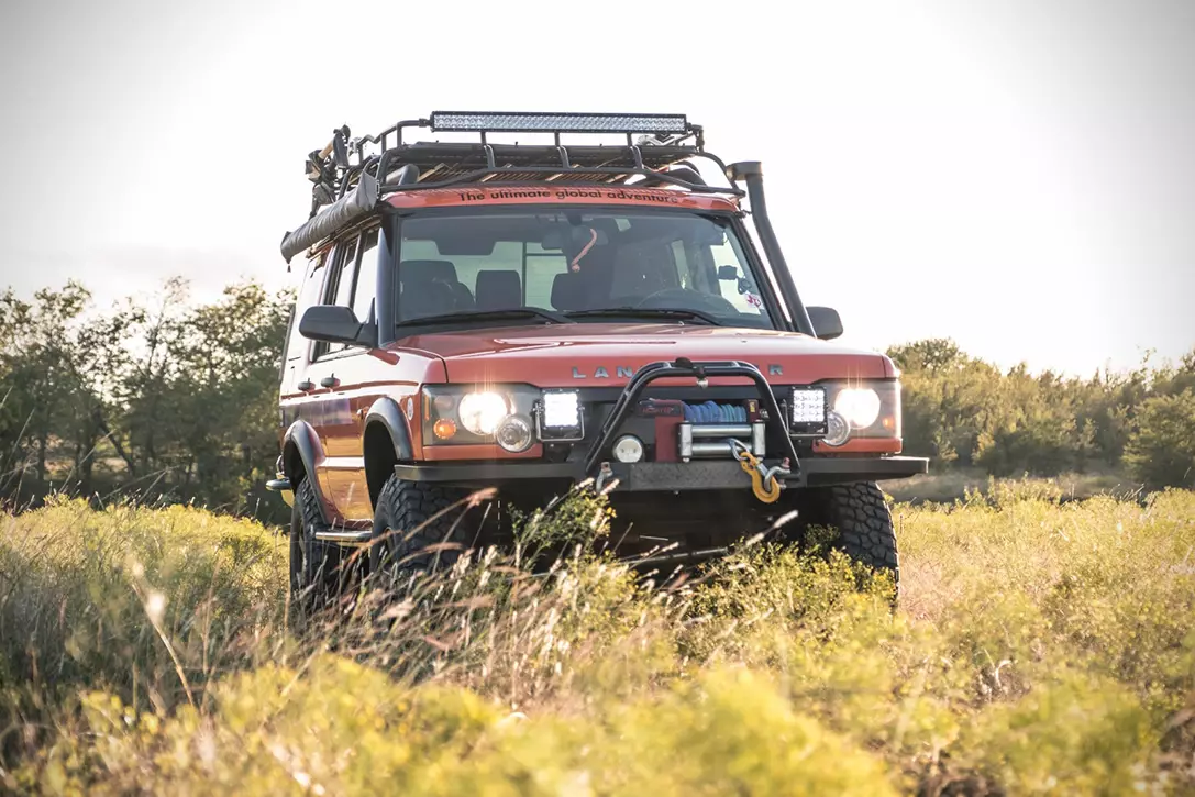 የጨረታ አግድ፡ 2004 Land Rover Discovery G4 ፈተና 1953_1