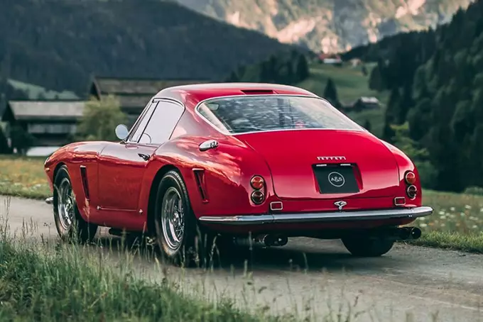 1961 Феррари 250 GT SWB Berlinetta аз ҷониби Скаглиетти 19822_3