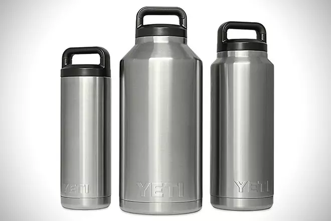 Yeti Rambler 64oz 02