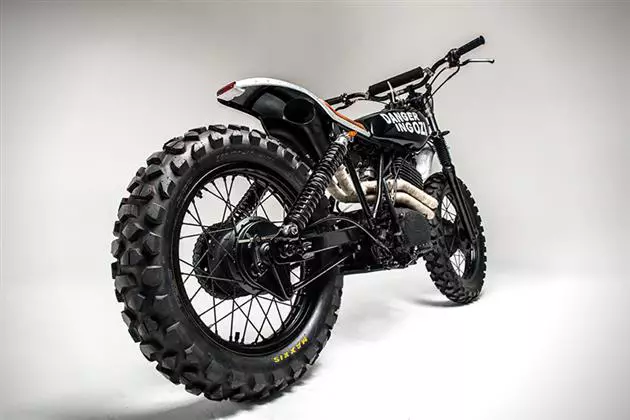 Los Muertos မော်တော်ဆိုင်ကယ် ၃ မှ Honda XL500 Swart Gevaar