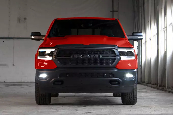 2021 Ram 1500 Нашри баҳрии 