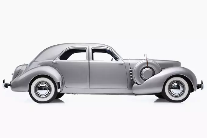 Auksjonsblokk: 1937 Cord 812 Custom Beverly Armored Car 20224_1