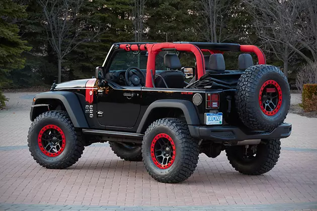 Jeep Wrangler Level Red არის ერთ-ერთი შემუშავებული ექვსი კონცეფციის ავტომობილიდან