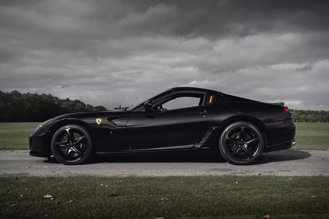 Auction Block: 2011 Ferrari 599 SA Aperta 2034_2