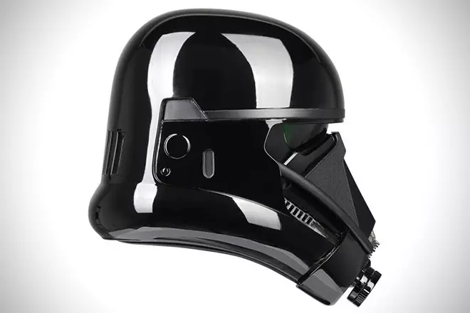 Anovos Star Wars Rogue One Death Trooper Helmet 02