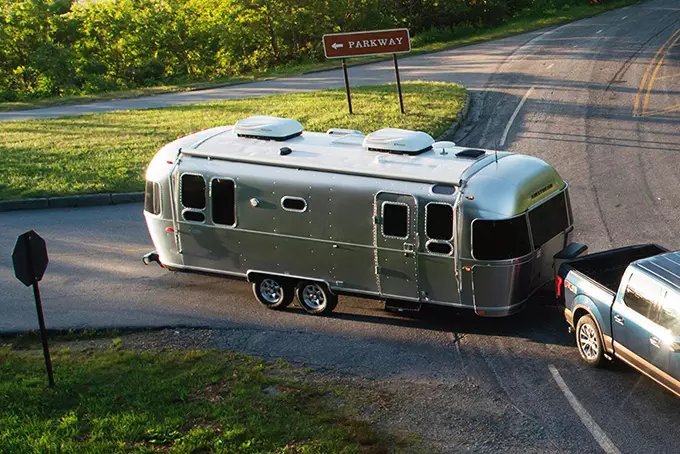 Udhëzuesi i plotë për trailers Airstream 20637_4